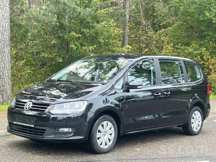 Melns Volkswagen Touran 2015 Valmiera, ar dzinēja tilpumu 2.00 L un nobraukumu 0 tūkst. km par 8800 €, foto 5 vietnē AUTOMOTO.COM.LV