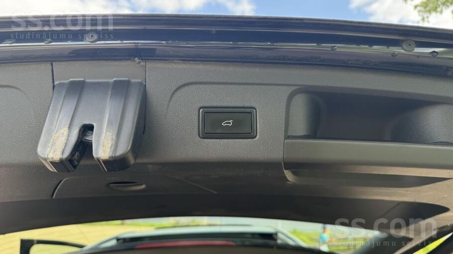 Черный Фольксваген Туран 2016 в Даугавпилс, объемом двигателя 2.00 л и пробегом 244 тыс. км за 1690 €, фото 13 на AUTOMOTO.COM.LV