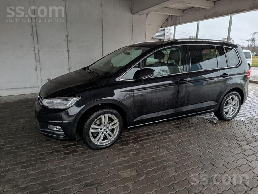 Melns Volkswagen Touran 2016 Rīga, ar dzinēja tilpumu 1.80 L un nobraukumu 101 tūkst. km par 15500 €, foto 2 vietnē AUTOMOTO.COM.LV