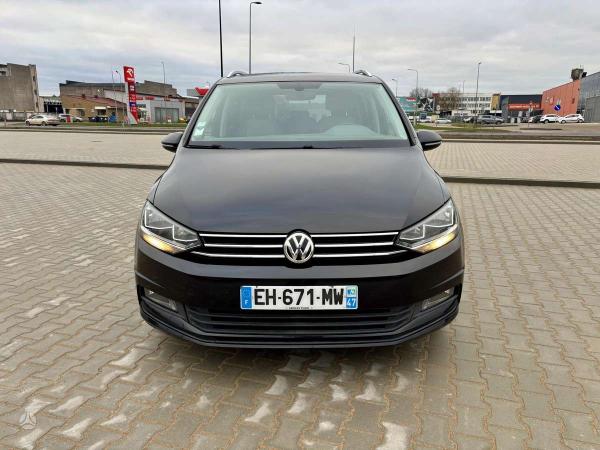 Melns Volkswagen Touran 2016 Tauragė, ar dzinēja tilpumu 1.60 L un nobraukumu 250 tūkst. km par 9900 €, foto 2 vietnē AUTOMOTO.COM.LV