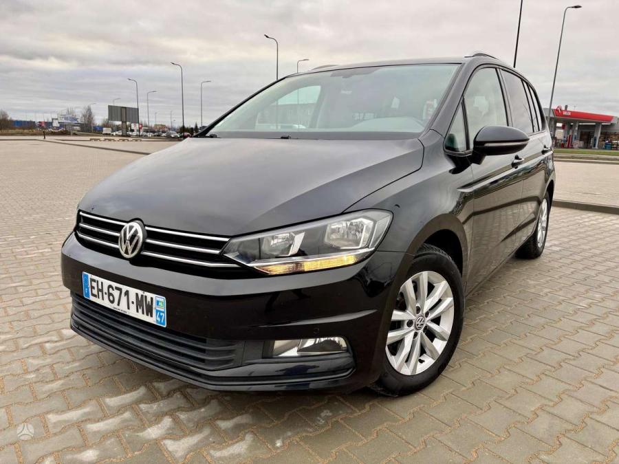Melns Volkswagen Touran 2016 Tauragė, ar dzinēja tilpumu 1.60 L un nobraukumu 250 tūkst. km par 9900 €, foto 25 vietnē AUTOMOTO.COM.LV
