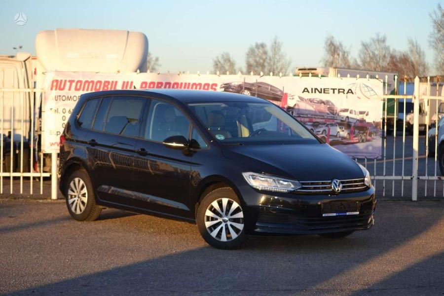 Melns Volkswagen Touran 2016 Marijampole, ar dzinēja tilpumu 1.60 L un nobraukumu 187 tūkst. km par 10500 €, foto 2 vietnē AUTOMOTO.COM.LV