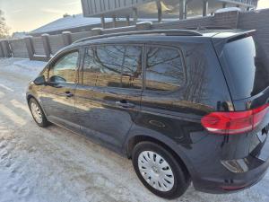 Melns Volkswagen Touran 2016 Kauņa, ar dzinēja tilpumu 1.97 L un nobraukumu 320 tūkst. km par 6850 €, foto 6 vietnē AUTOMOTO.COM.LV