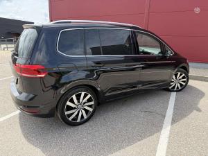 Melns Volkswagen Touran 2016 Kauņa, ar dzinēja tilpumu 2.00 L un nobraukumu 240 tūkst. km par 12900 €, foto 10 vietnē AUTOMOTO.COM.LV