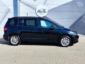 Black Volkswagen Touran 2016 in Ramuciai, with an engine capacity of 2.00 L and mileage of 218 thousand km for 10950 €, photo 6 on AUTOMOTO.COM.LV