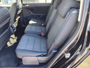 Black Volkswagen Touran 2016 in Ramuciai, with an engine capacity of 2.00 L and mileage of 218 thousand km for 10950 €, photo 20 on AUTOMOTO.COM.LV