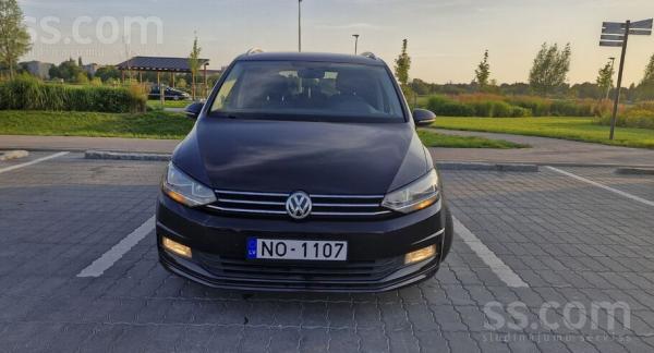 Melns Volkswagen Touran 2016 Jelgava, ar dzinēja tilpumu 1.60 L un nobraukumu 216 tūkst. km par 10200 €, foto 6 vietnē AUTOMOTO.COM.LV