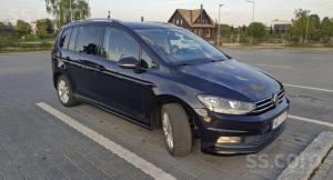 Melns Volkswagen Touran 2016 Jelgava, ar dzinēja tilpumu 1.60 L un nobraukumu 216 tūkst. km par 10200 €, foto 3 vietnē AUTOMOTO.COM.LV
