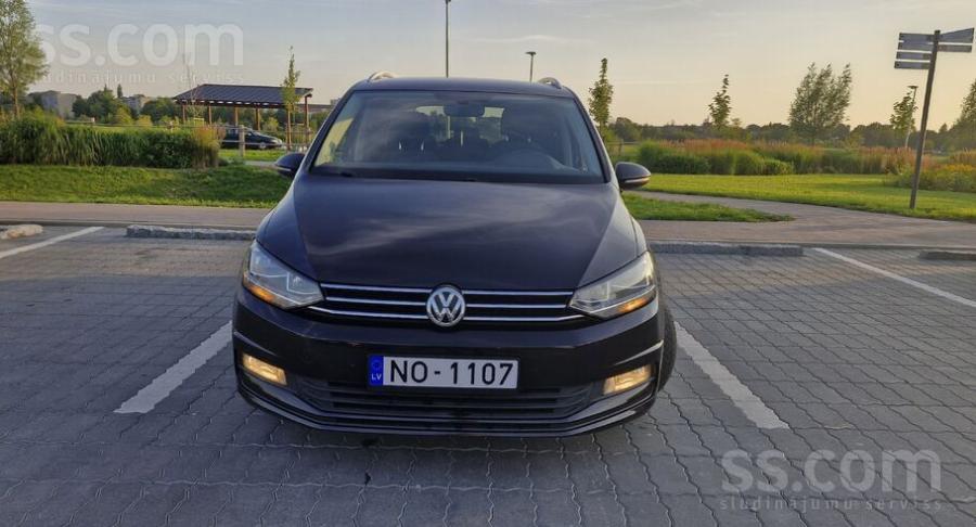 Melns Volkswagen Touran 2016 Jelgava, ar dzinēja tilpumu 1.60 L un nobraukumu 216 tūkst. km par 10200 €, foto 7 vietnē AUTOMOTO.COM.LV