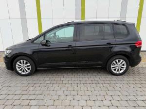 Melns Volkswagen Touran 2016 Raseiniai, ar dzinēja tilpumu 1.60 L un nobraukumu 298 tūkst. km par 7900 €, foto 3 vietnē AUTOMOTO.COM.LV