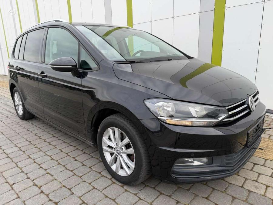 Melns Volkswagen Touran 2016 Raseiniai, ar dzinēja tilpumu 1.60 L un nobraukumu 298 tūkst. km par 7900 €, foto 8 vietnē AUTOMOTO.COM.LV