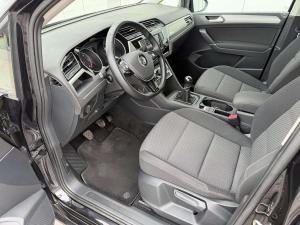 Melns Volkswagen Touran 2016 Raseiniai, ar dzinēja tilpumu 1.60 L un nobraukumu 298 tūkst. km par 7900 €, foto 10 vietnē AUTOMOTO.COM.LV