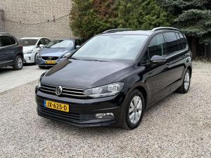 Melns Volkswagen Touran 2016 Kauņa, ar dzinēja tilpumu 1.60 L un nobraukumu 264 tūkst. km par 8150 €, foto  vietnē AUTOMOTO.COM.LV