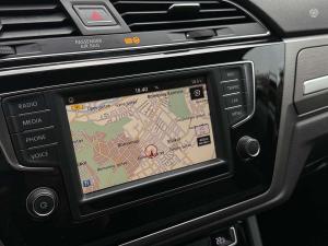 Melns Volkswagen Touran 2016 Kauņa, ar dzinēja tilpumu 1.60 L un nobraukumu 264 tūkst. km par 8150 €, foto 16 vietnē AUTOMOTO.COM.LV