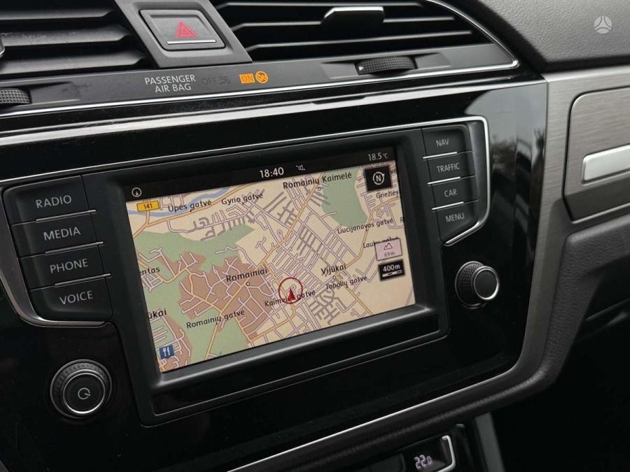 Melns Volkswagen Touran 2016 Kauņa, ar dzinēja tilpumu 1.60 L un nobraukumu 264 tūkst. km par 8150 €, foto 16 vietnē AUTOMOTO.COM.LV