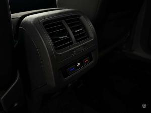 Melns Volkswagen Touran 2016 Kauņa, ar dzinēja tilpumu 1.60 L un nobraukumu 264 tūkst. km par 8150 €, foto 18 vietnē AUTOMOTO.COM.LV