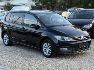 Black Volkswagen Touran 2016 in Ukmerge, with an engine capacity of 1.20 L and mileage of 250 thousand km for 7250 €, photo 3 on AUTOMOTO.COM.LV