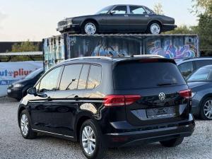 Black Volkswagen Touran 2016 in Ukmerge, with an engine capacity of 1.20 L and mileage of 250 thousand km for 7250 €, photo 5 on AUTOMOTO.COM.LV