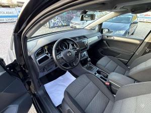 Black Volkswagen Touran 2016 in Ukmerge, with an engine capacity of 1.20 L and mileage of 250 thousand km for 7250 €, photo 7 on AUTOMOTO.COM.LV