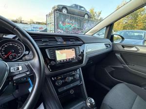 Black Volkswagen Touran 2016 in Ukmerge, with an engine capacity of 1.20 L and mileage of 250 thousand km for 7250 €, photo 12 on AUTOMOTO.COM.LV