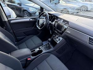 Black Volkswagen Touran 2016 in Ukmerge, with an engine capacity of 1.20 L and mileage of 250 thousand km for 7250 €, photo 13 on AUTOMOTO.COM.LV