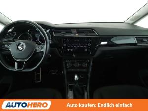 Melns Volkswagen Touran 2017 Kauņa, ar dzinēja tilpumu 1.40 L un nobraukumu 52 tūkst. km par 26510 €, foto 12 vietnē AUTOMOTO.COM.LV