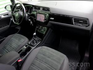 Melns Volkswagen Touran 2017 Rīga, ar dzinēja tilpumu 2.00 L un nobraukumu 254 tūkst. km par 13000 €, foto 9 vietnē AUTOMOTO.COM.LV