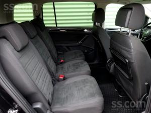 Melns Volkswagen Touran 2017 Rīga, ar dzinēja tilpumu 2.00 L un nobraukumu 254 tūkst. km par 13000 €, foto 10 vietnē AUTOMOTO.COM.LV