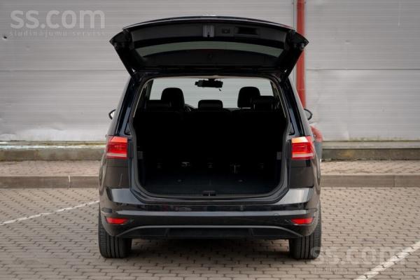 Black Volkswagen Touran 2017 in Tukums, with an engine capacity of 2.00 L and mileage of 298 thousand km for 11950 €, photo 6 on AUTOMOTO.COM.LV