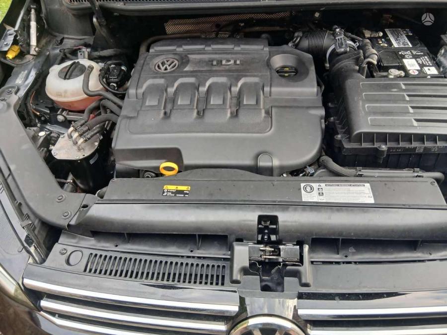 Черный Фольксваген Туран 2017 в Каунас, объемом двигателя 1.60 л и пробегом 170 тыс. км за 8999 €, фото 15 на AUTOMOTO.COM.LV