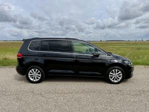 Black Volkswagen Touran 2017 in Vilkaviskis, with an engine capacity of 2.00 L and mileage of 254 thousand km for 11200 €, photo 6 on AUTOMOTO.COM.LV