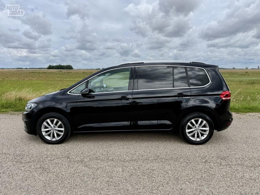Black Volkswagen Touran 2017 in Vilkaviskis, with an engine capacity of 2.00 L and mileage of 254 thousand km for 11200 €, photo 7 on AUTOMOTO.COM.LV