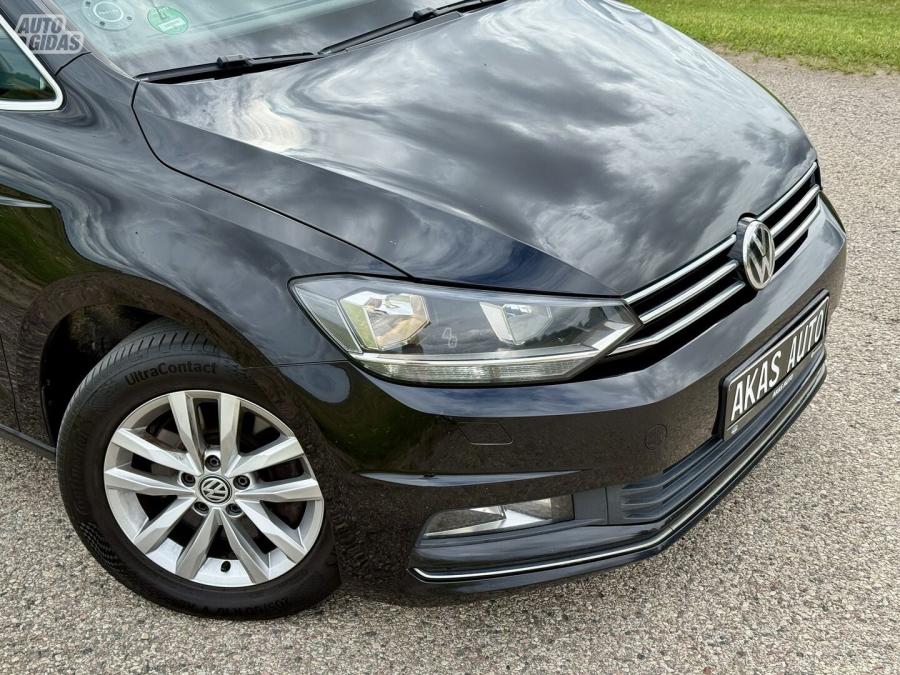Black Volkswagen Touran 2017 in Vilkaviskis, with an engine capacity of 2.00 L and mileage of 254 thousand km for 11200 €, photo 9 on AUTOMOTO.COM.LV