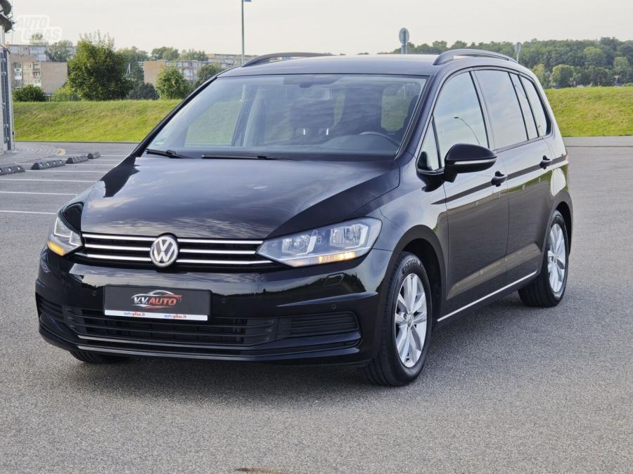 Black Volkswagen Touran 2017 in Vilnius, with an engine capacity of 2.00 L and mileage of 266 thousand km for 9100 €, photo 1 on AUTOMOTO.COM.LV
