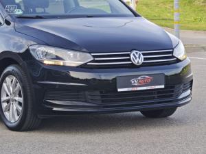 Black Volkswagen Touran 2017 in Vilnius, with an engine capacity of 2.00 L and mileage of 266 thousand km for 9100 €, photo 13 on AUTOMOTO.COM.LV