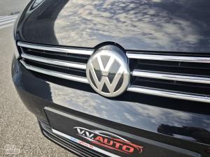 Black Volkswagen Touran 2017 in Vilnius, with an engine capacity of 2.00 L and mileage of 266 thousand km for 9100 €, photo 15 on AUTOMOTO.COM.LV