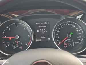 Black Volkswagen Touran 2017 in Vilnius, with an engine capacity of 2.00 L and mileage of 266 thousand km for 9100 €, photo 22 on AUTOMOTO.COM.LV