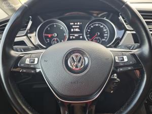 Black Volkswagen Touran 2017 in Vilnius, with an engine capacity of 2.00 L and mileage of 266 thousand km for 9100 €, photo 28 on AUTOMOTO.COM.LV