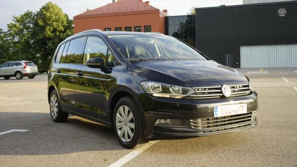 Melns Volkswagen Touran 2017 Kėdainiai, ar dzinēja tilpumu 1.60 L un nobraukumu 272 tūkst. km par 8200 €, foto 4 vietnē AUTOMOTO.COM.LV