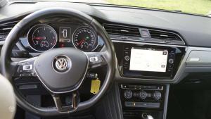 Melns Volkswagen Touran 2017 Kėdainiai, ar dzinēja tilpumu 1.60 L un nobraukumu 272 tūkst. km par 8200 €, foto 14 vietnē AUTOMOTO.COM.LV