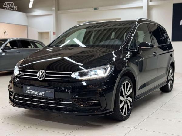 Melns Volkswagen Touran 2018 Kauņa, ar dzinēja tilpumu 2.00 L un nobraukumu 86 tūkst. km par 25428 €, foto 1 vietnē AUTOMOTO.COM.LV