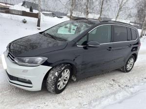 Melns Volkswagen Touran 2018 Tauragė, ar dzinēja tilpumu 1.97 L un nobraukumu 323 tūkst. km par 6300 €, foto 13 vietnē AUTOMOTO.COM.LV
