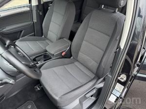 Black Volkswagen Touran 2019 in Riga, with an engine capacity of 1.50 L and mileage of 110 thousand km for 17900 €, photo 12 on AUTOMOTO.COM.LV