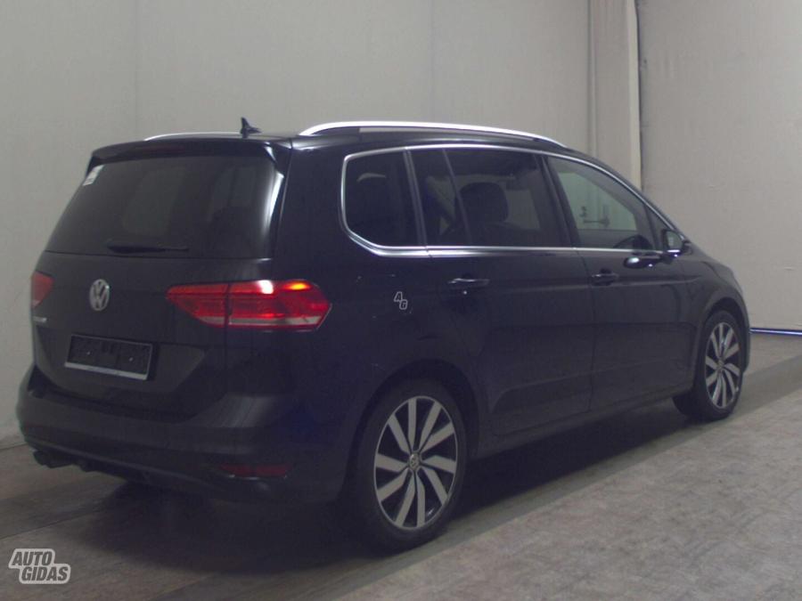 Melns Volkswagen Touran 2019 Kauņa, ar dzinēja tilpumu 2.00 L un nobraukumu 94 tūkst. km par 23249 €, foto 4 vietnē AUTOMOTO.COM.LV