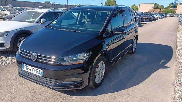 Melns Volkswagen Touran 2019 Tauragė, ar dzinēja tilpumu 1.97 L un nobraukumu 237 tūkst. km par 9400 €, foto 1 vietnē AUTOMOTO.COM.LV