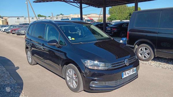 Melns Volkswagen Touran 2019 Tauragė, ar dzinēja tilpumu 1.97 L un nobraukumu 237 tūkst. km par 9400 €, foto 2 vietnē AUTOMOTO.COM.LV
