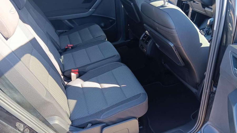 Melns Volkswagen Touran 2019 Tauragė, ar dzinēja tilpumu 1.97 L un nobraukumu 237 tūkst. km par 9400 €, foto 10 vietnē AUTOMOTO.COM.LV