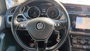 Melns Volkswagen Touran 2019 Tauragė, ar dzinēja tilpumu 1.97 L un nobraukumu 237 tūkst. km par 9400 €, foto 16 vietnē AUTOMOTO.COM.LV
