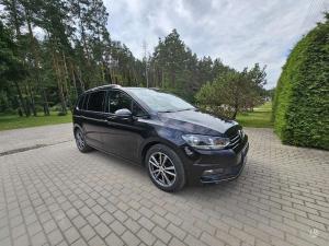Черный Фольксваген Туран 2019 в Укмерге, объемом двигателя 1.50 л и пробегом 62 тыс. км за 13500 €, фото 6 на AUTOMOTO.COM.LV