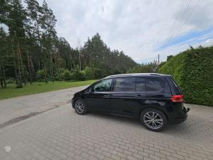 Черный Фольксваген Туран 2019 в Укмерге, объемом двигателя 1.50 л и пробегом 62 тыс. км за 13500 €, фото 13 на AUTOMOTO.COM.LV